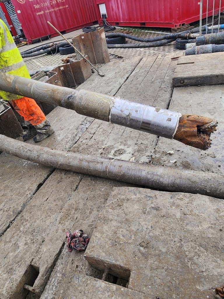 Rigs on the move..... - RGR